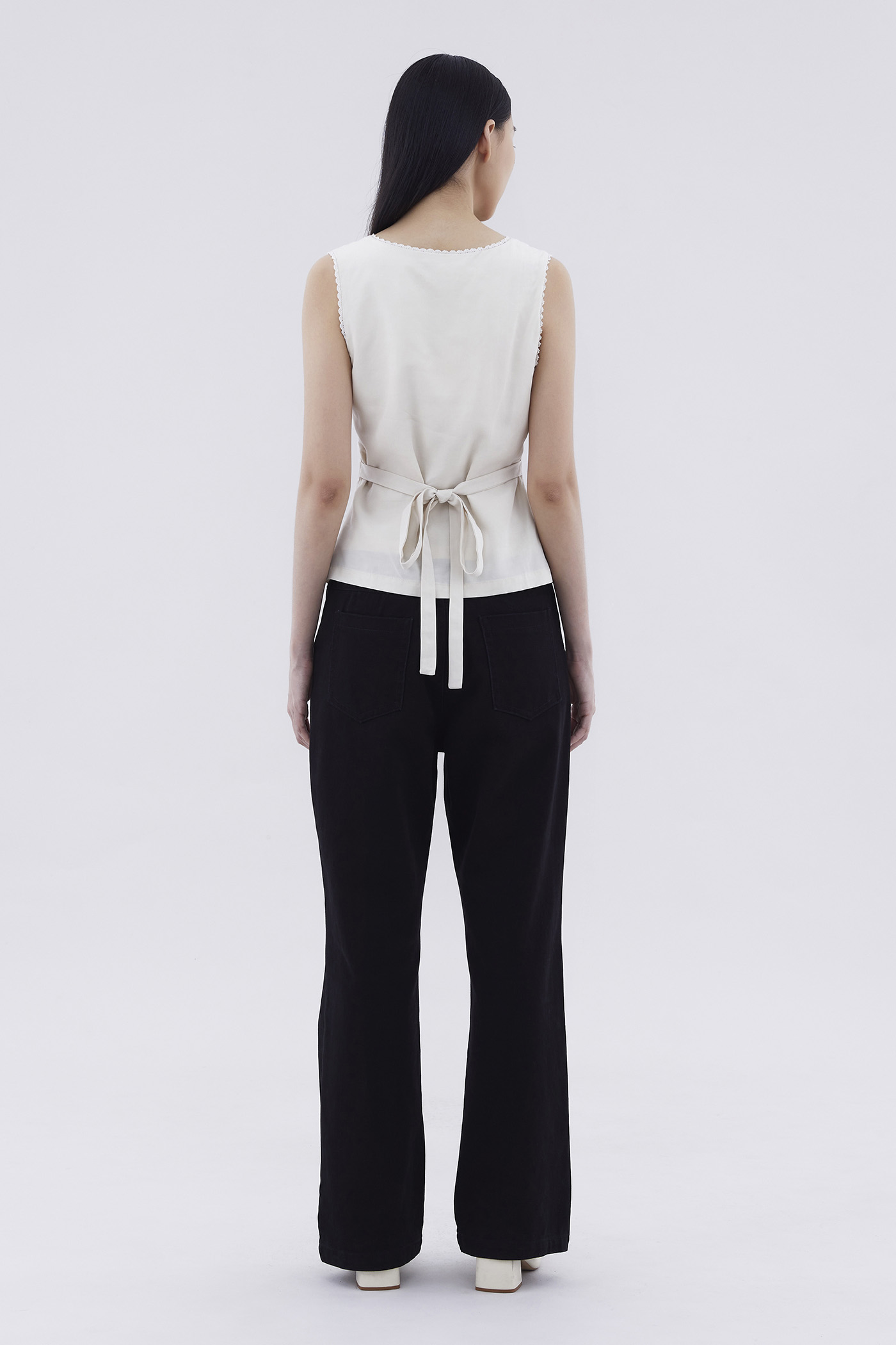 Deskan V-Neck Button-Front Top | The Editor's Market