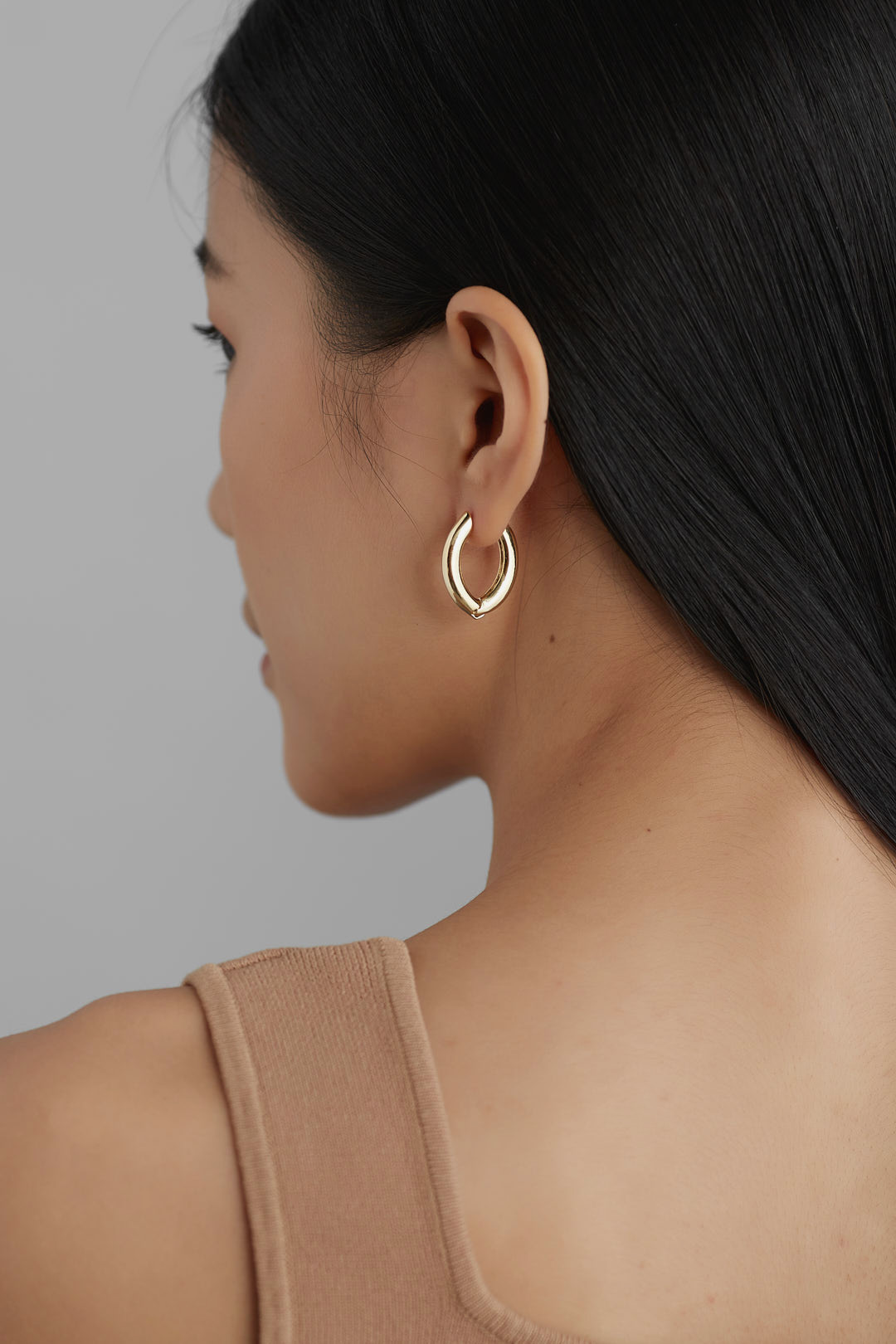 Casie Hoop Earrings | The Editor's Market